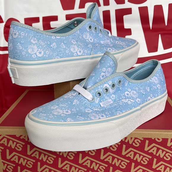 Vans | Shoes | Vans Authentic Platforms Tonal Floralomphldstrue White ...